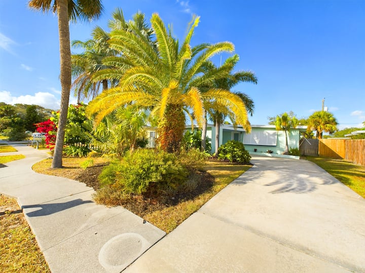 The Seaside Launch Pad In Cape Canaveral - New! - Cape Canaveral, FL