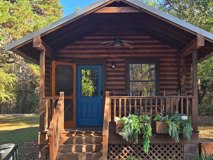 Lakeview Cabin Little Boy Blue - Daingerfield State Park, Daingerfield