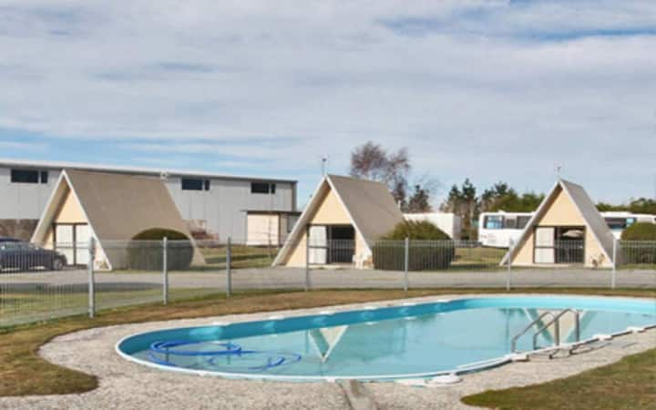 Aframe Cabin With Linen Non Refundable Rate - Rangiora
