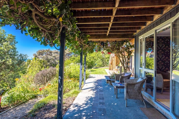 An Escape For The Senses - Our Island - Waiheke Island