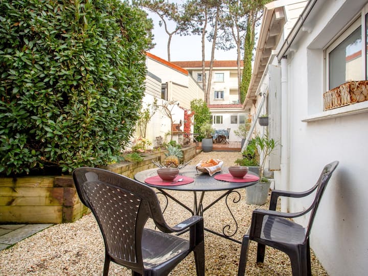 Norecic By Interhome - La Bernerie-en-Retz