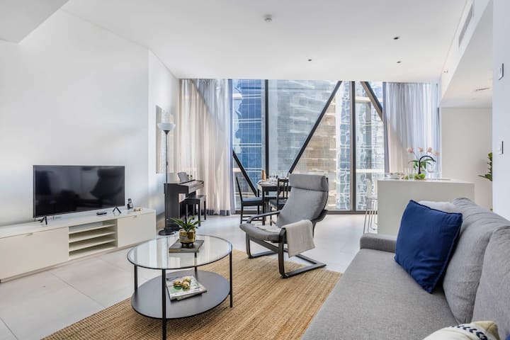 Sophisticated 1br In The Heart Of Business Bay - Dubai