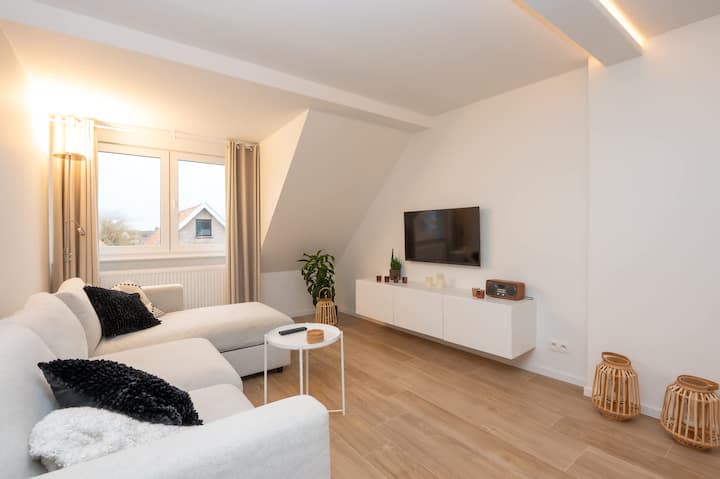 Charming 2 Bedroom Apartment - De Haan