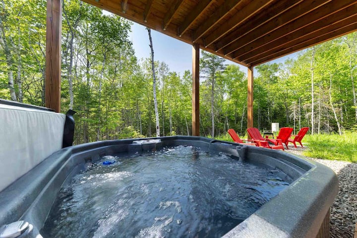 ÉVasion Plein Air 1 : Spa, Foyer & Ski - Baie-Saint-Paul, QC