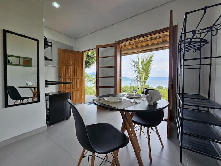 Suite With Sea View Close To The City Center - Ilhabela