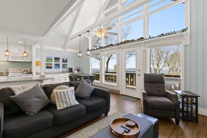 Mountain Retreat With Stunning Views - Beech Mountain, NC