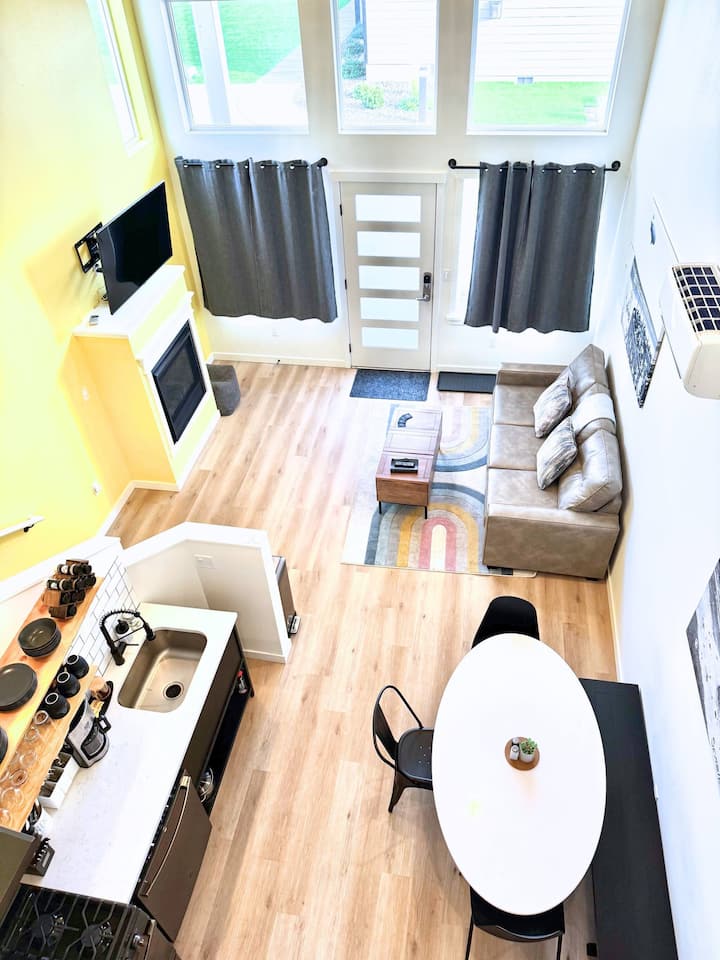 Courtyard View Unit 15 - Dog Friendly - Seaside, OR