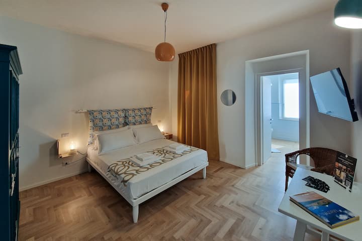 Pola Rooms - Queen Deluxe - Porto Sant'Elpidio