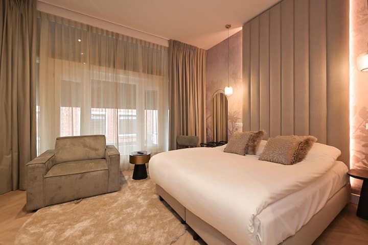 Novallure Downtown - Luxury Suite - Scheveningen