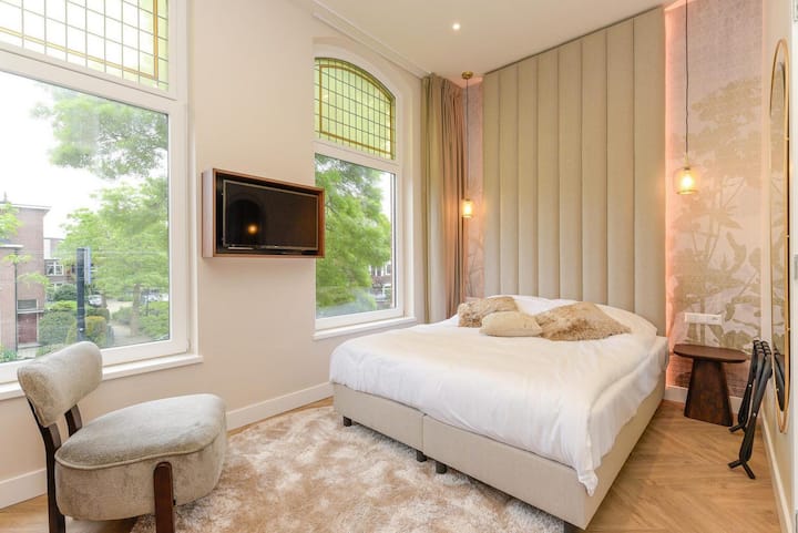 Novallure Villa Margaretha- Studio With Double Bed - The Hague