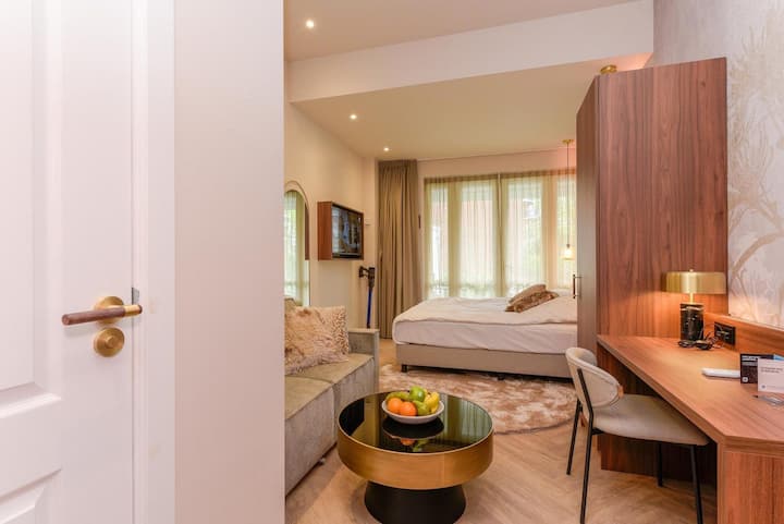 Villa Margaretha -Deluxe Studio With Outdoor Space - Hoek van Holland