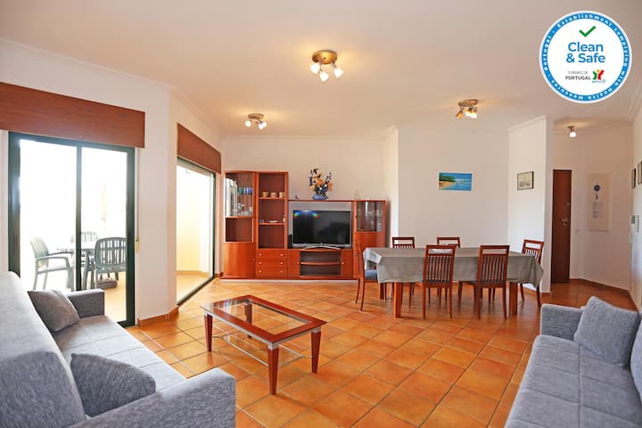C20 - Meia Praia Beach 3 Bed Apartment - Lagos