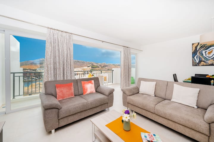 The Hillock Penthouse South B14 - Malta