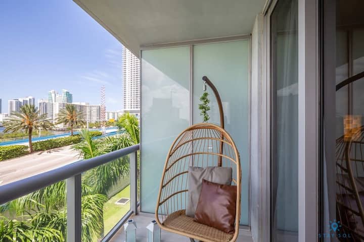 1br Apartment With Balcony, Gym And Pool - Hallandale Beach