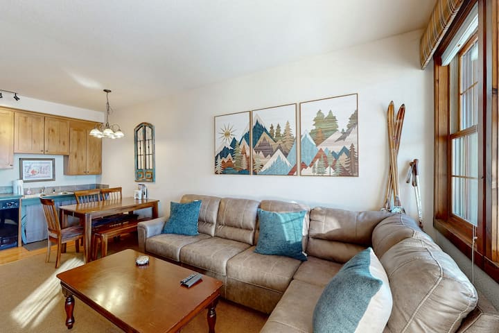 Two Br Condo With Shared Hot Tub And Close To Lift - Granby, CO
