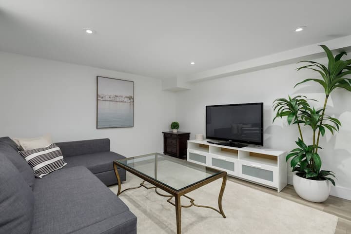 Cozy Bsmt Suite Near Ubc, Kits, And Dt Vancouver - Vancouver