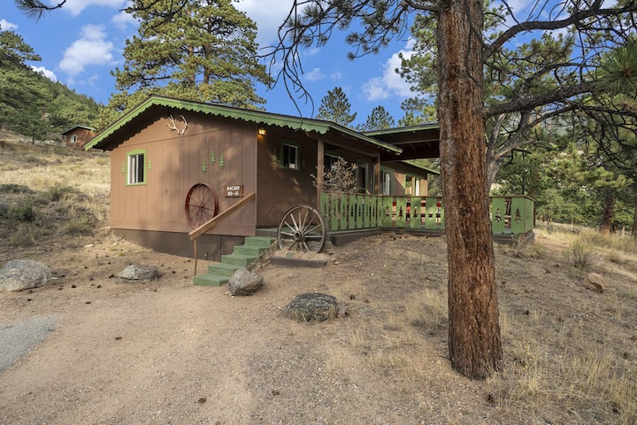 Machin's Cottage #16 - The Mountains Are Calling - Estes Park, CO