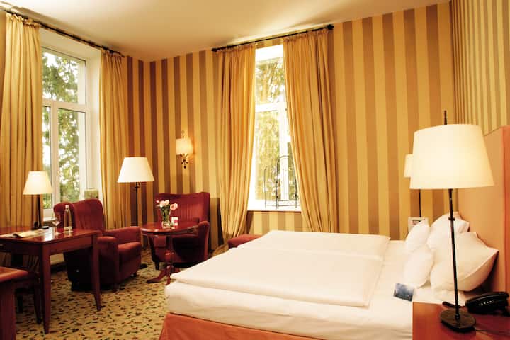 Dz Superior Mit Bad (Hotel Villa Sanct Peter) - Bad Neuenahr-Ahrweiler