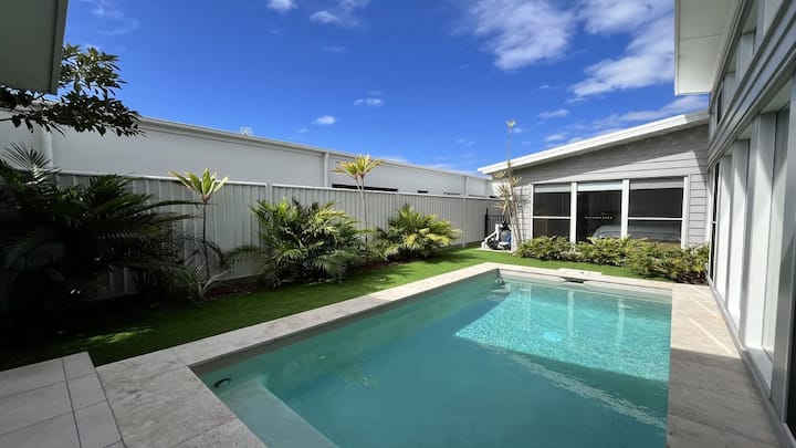 Marina View - Golden Beach