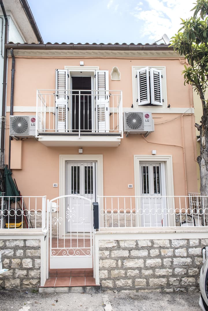 S221 - Sirolo, Brand New One-bedroom Apartment - Sirolo