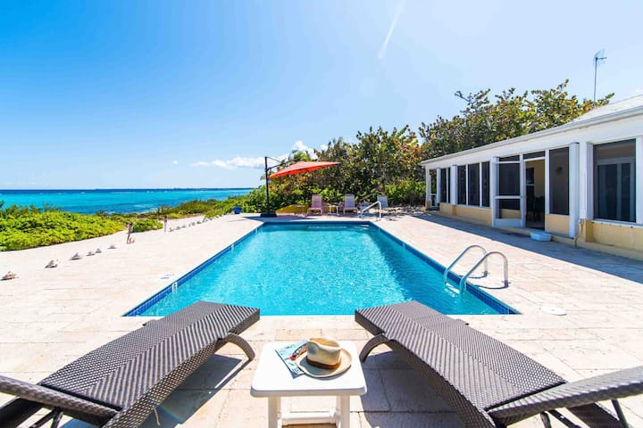 Thatch Hill By Grand Cayman Villas - Cayman Islands