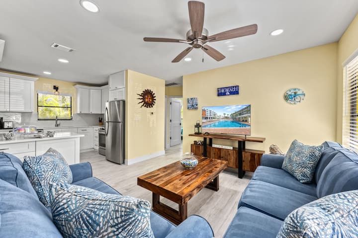 Casita Mar | Pet Friendly, Siesta Key Home W/ Pool - Siesta Key, FL