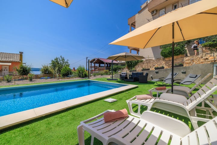 Appartement Adapté Aux Chiens à Seulement 350 Mètr - Crikvenica