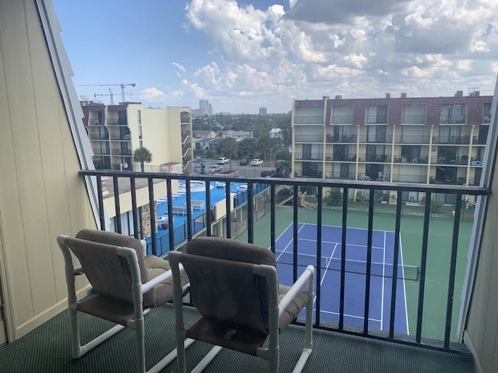 Condo Across The Street From Daytona Beach, Pickle - 戴通納海灘