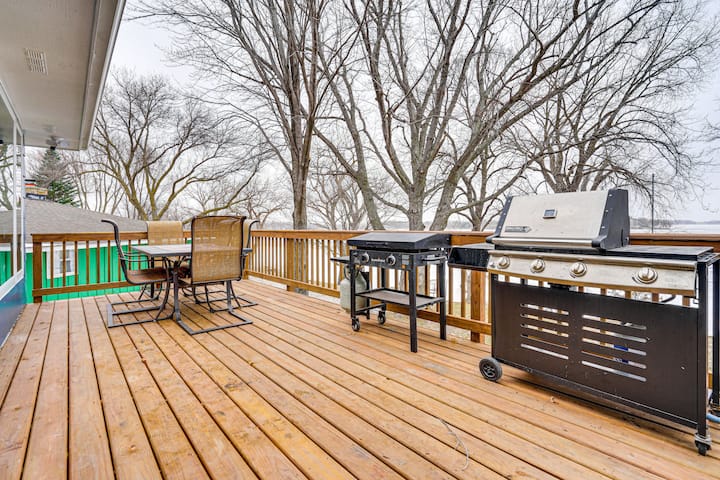 Scenic Home W/ Lake Washington Access & Fire Pit - Duck Lake, Madison Lake
