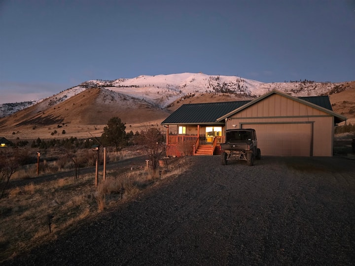 Adventure | Hot Tub | Pet & Kid Friendly - Summer Lake, OR