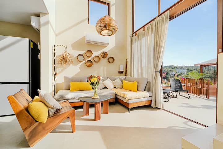 Hilltop Loft-style Getaway - Sayulita