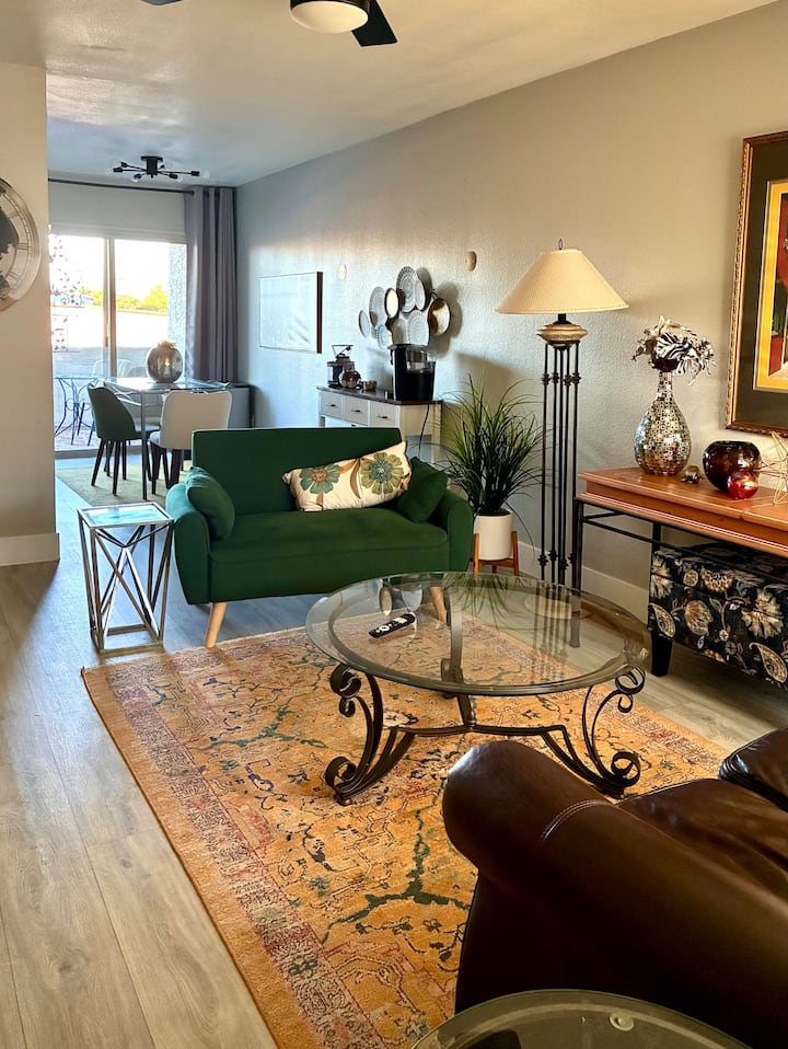 Spa Pool Asu Wmg Tourney Cubs Balcony Kingbed Desk - Tempe, AZ