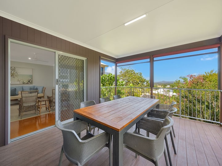 Saltys Place - Caloundra