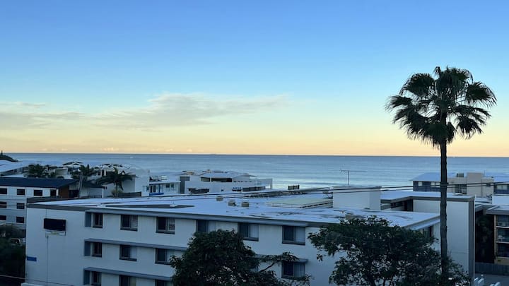 Oceanic Apartments Unit 7 - Golden Beach