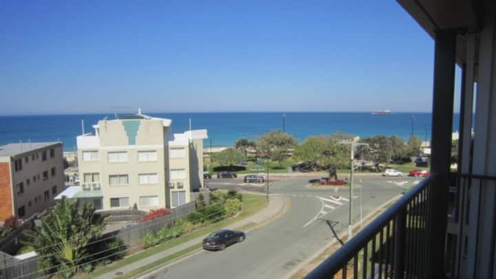 Subiaco Unit 6 - Sunshine Coast
