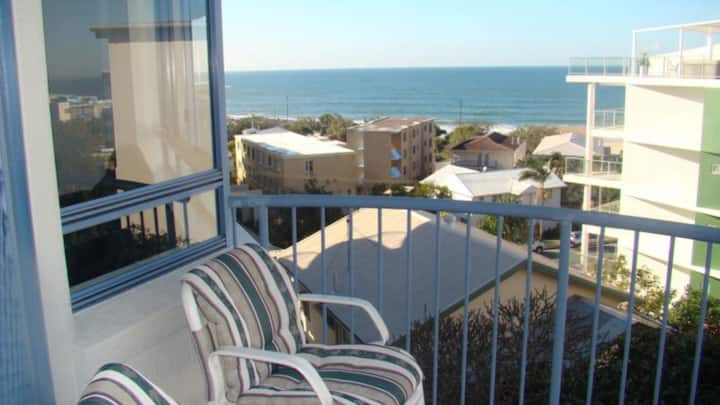 Sahara Sands Unit 10 - Caloundra