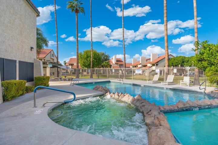 1bd, Superstition Mountains, Pool & Hot Tub - Mesa, AZ