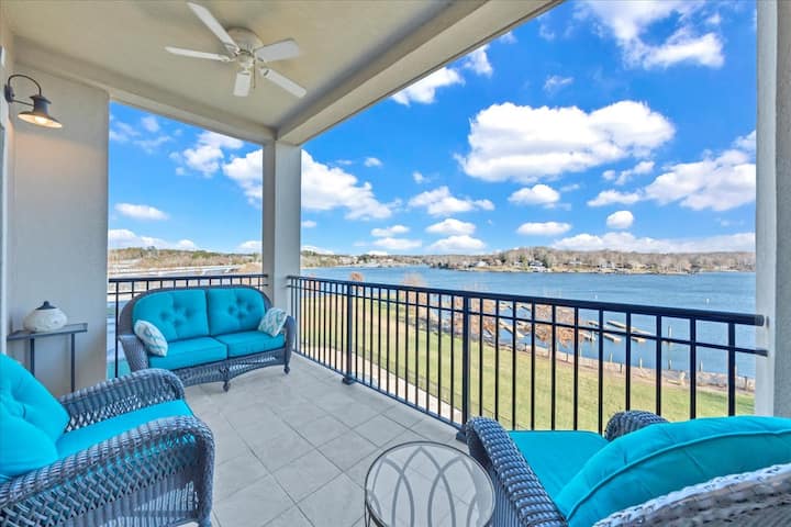 Bridgewater Pointe Waterfront Condo - Smith Mountain Lake, VA