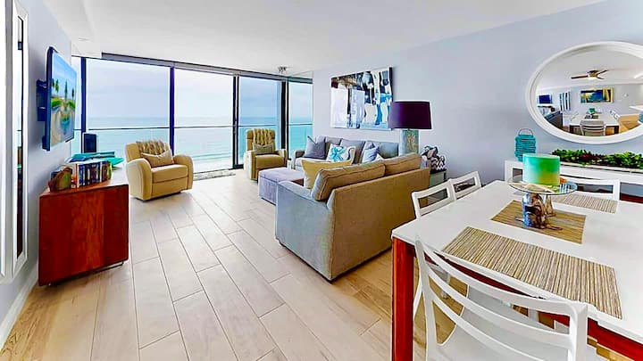Soothing Oceanfront - Floor To Ceiling Windows! - San Diego