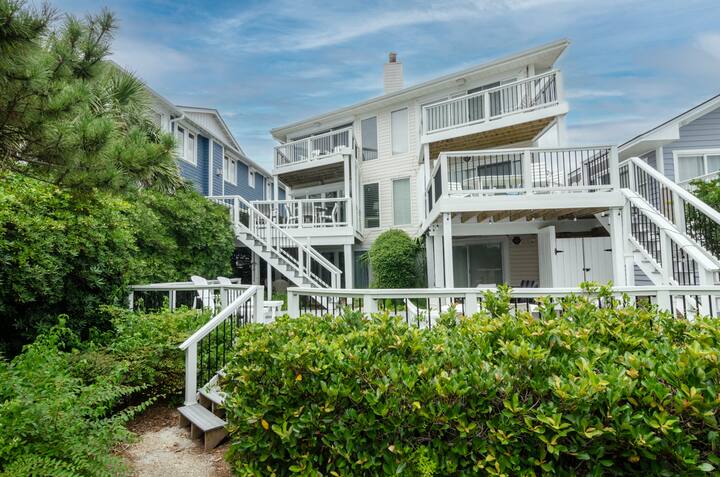 Reefs Edge, Modern Oceanfront Retreat - W124 - Wrightsville Beach, NC