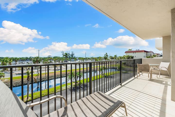 Stunning Sunsets! 2bed/2 Bath Condo On Siesta Key - Siesta Key, FL