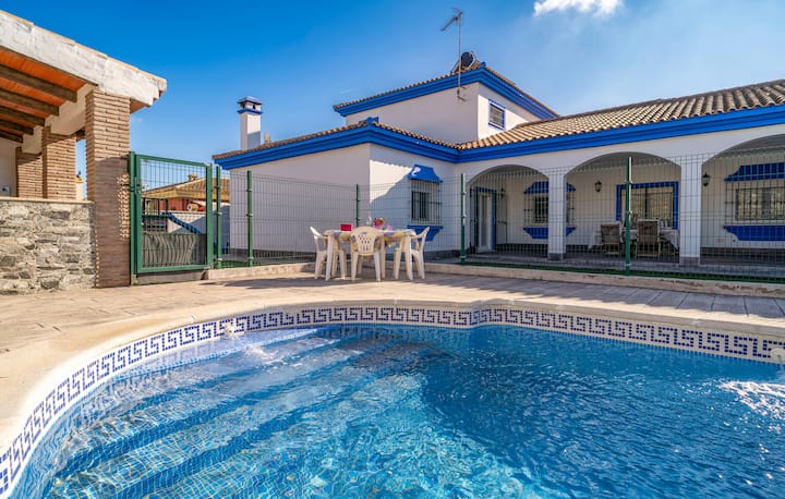 5 Bedroom Gorgeous Home In Los Barrios - Castellar de la Frontera