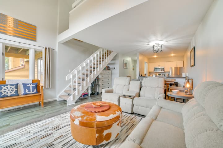 1 Mi To Nubs Nob Ski Resort: Harbor Springs Condo - 하버 스프링스