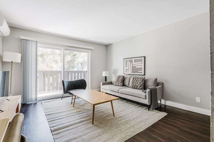 Blueground | Sunnyvale, Pool & W/d, Nr Museum - Sunnyvale, CA