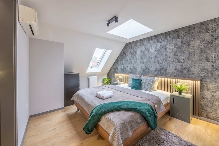 Exclusive & Central Duplex Grand Suite W/ Balcony - Hungary