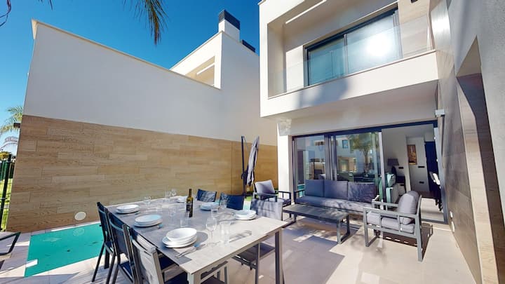 Villa Sereno - Santa Rosalia Beach Resort - Los Alcázares