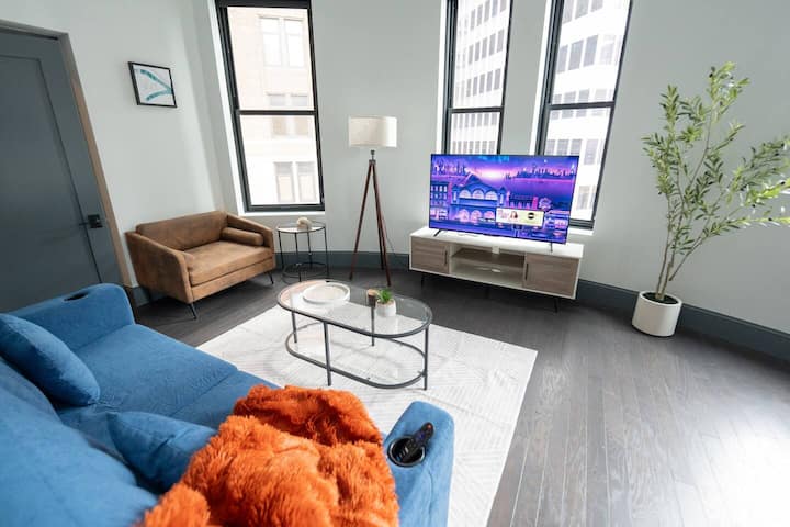 Urban 1br Downtown–close To Stadiums & Attractions - Pittsburgh, PA