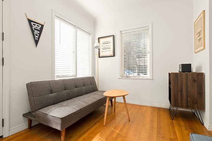 Little Italy Bungalows | Unit 1537 - San Diego Zoo, San Diego