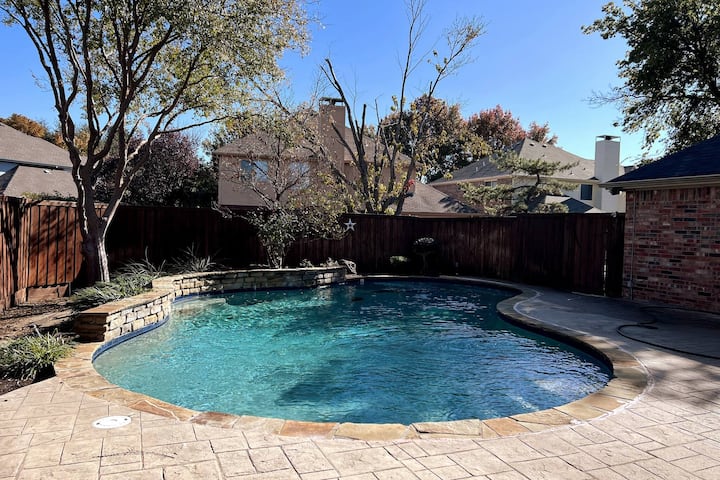 Harmonest: 4 Bedrooms In Frisco, Sound Medi-bed - フリスコ, TX