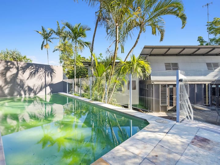 Beautiful Noosa Heads Family Home - Noosaville